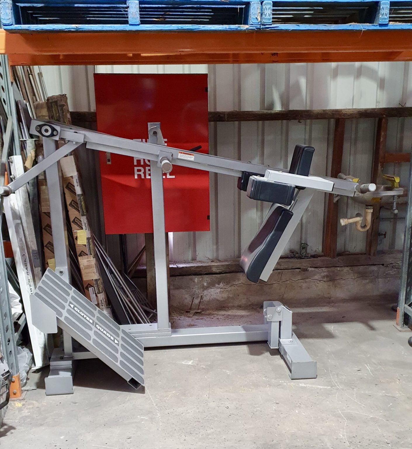 Paramount Total Leg Pendulum Swing Squat - Get Quality Fitness Equipment